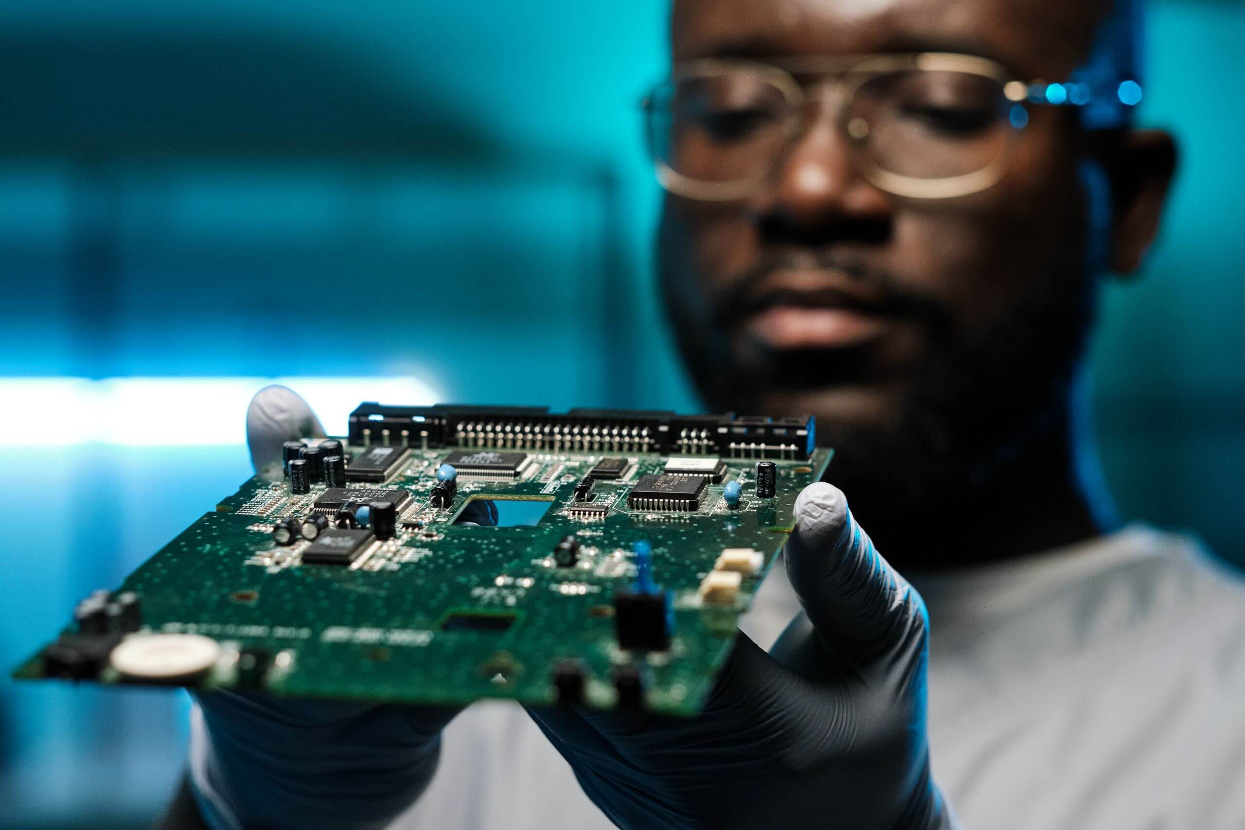 Biomedical Equipment Technician Careers in the Cayman Islands | HSA