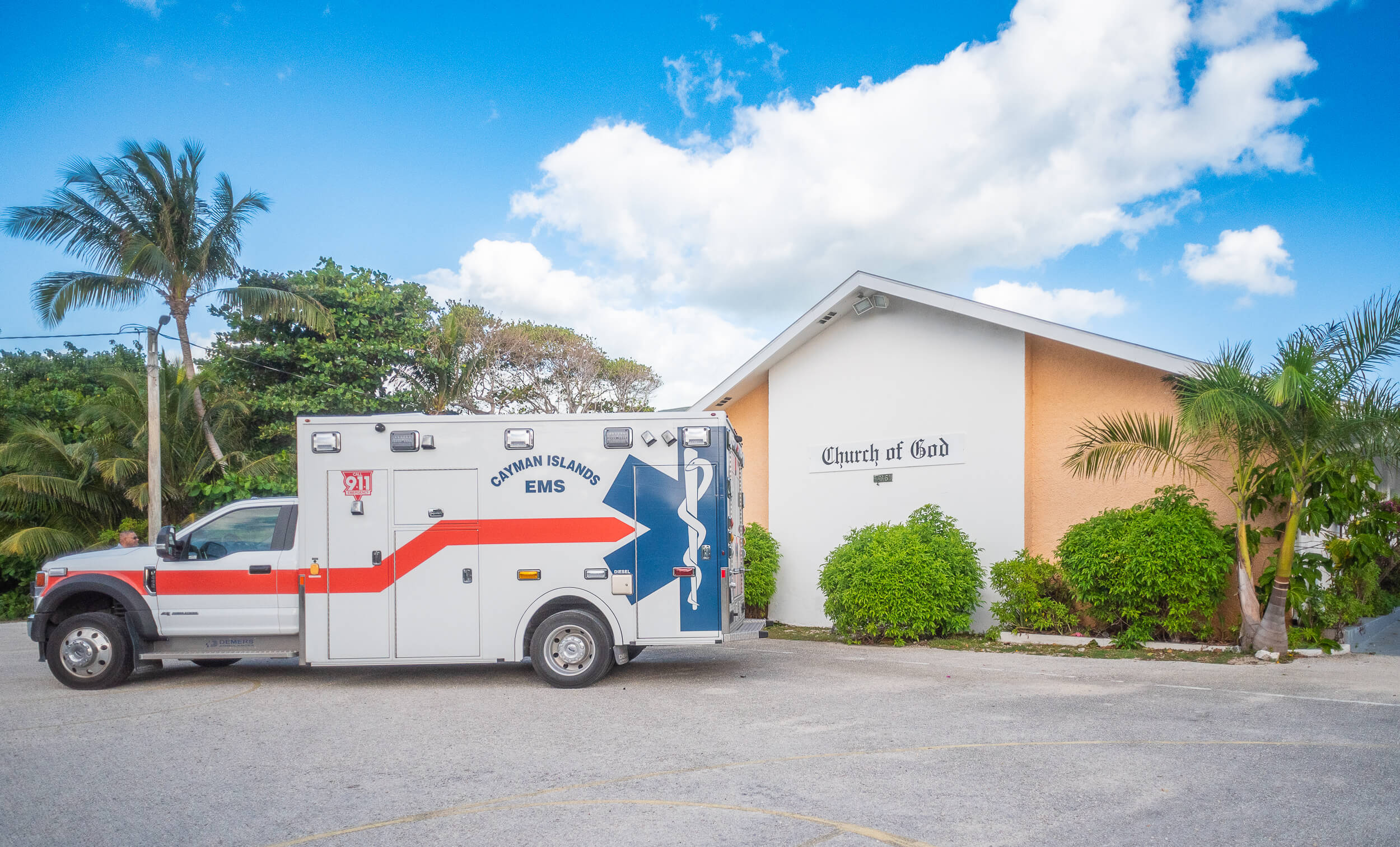 HSA opens temporary EMS station in Bodden Town | HSA